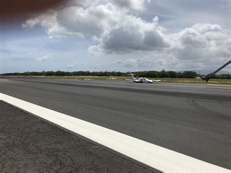 Plane Lands Without Landing Gear At Honolulu Airport