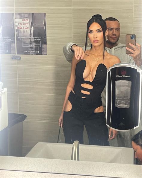 Megan Fox Exposed Tits After Eminem S Dis To Mgk Photos The Fappening