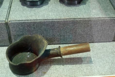 古代烫衣服的熨斗 古代烫衣服的熨斗图片 烫衣服的熨斗 第3页 大山谷图库