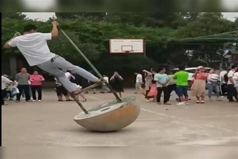 牛人制作一个这样的不倒翁怎么弄都不倒实在是神奇 不倒翁 牛人