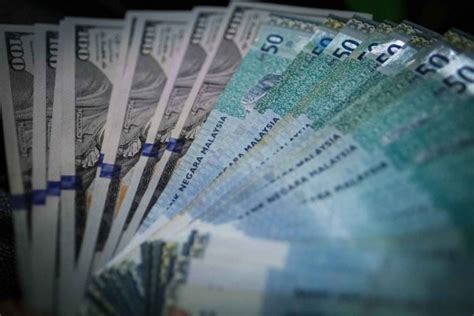 Ringgit Extends Downtrend Vs Us Dollar