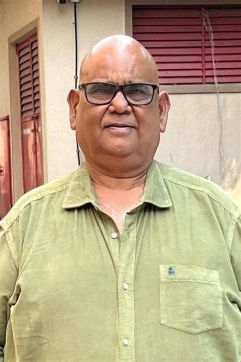Satish Kaushiks Bio Age Relationships Latest Buzz Photos And Videos