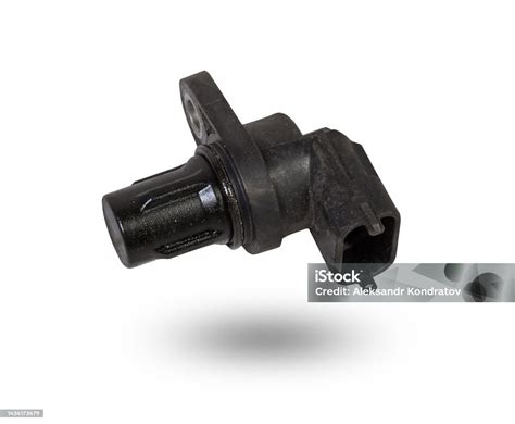 자동차 정비사의 손에 자동차 엔진의 전자기 크랭크 샤프트 위치 센서 예비 부품 카탈로그 감지기에 대한 스톡 사진 및 기타 이미지 감지기 차 위치 묘사 Istock