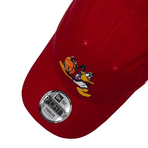 9Forty Kids Daffy Duck Cap by New Era - 24,95