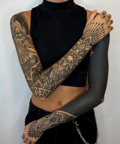 Guía Esencial De Estilos De Tatuaje Blackwork Fineline Y Dotwork