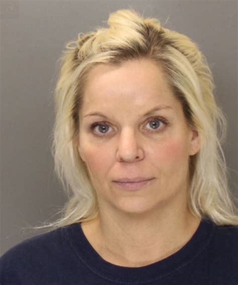 Completely Naked Woman Arrested For Dui On County Line Rd Cops