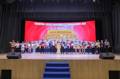 Ocb ĐỒng HÀnh Career Fair 2023 TẠi TrƯỜng ĐẠi HỌc VĂn Lang