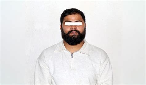 मलेसिया पठाइदिन्छु भन्दै ठगी गरेको आरोपमा डोटीका एक युवक पक्राउ Muluk