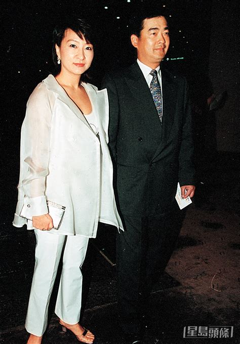 蒋丽萍嫁人后息影罕露面 63岁留黑发冻龄似年轻廿岁 专注培育子女成学霸 星岛日报