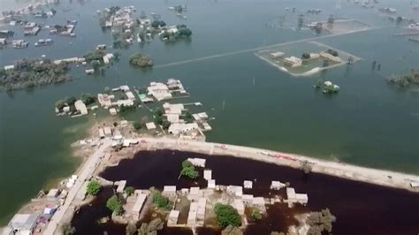 Las Impactantes Imágenes De Pakistán Bajo El Agua Más De Mil Muertos