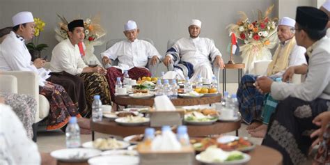 Momen Haul Ke 112 Habib Ali Bin Muhammad Al Habsy Gibran Minta Nasihat