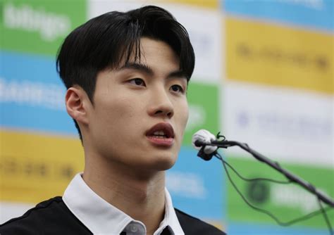 ‘수영 국대 황선우 뺑소니 “음주운전 안했고 피해자와 합의 마쳤다” 파이낸셜뉴스