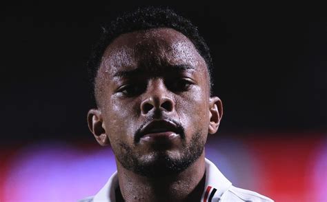 Welington Toma Decisão Sobre Saída Do São Paulo Veja Mais