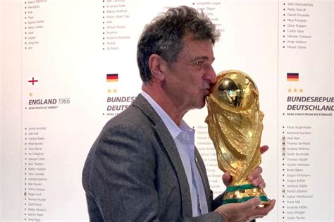 Mundial Qatar 2022 Mario Kempes Criticó La Actitud Del Seleccionado