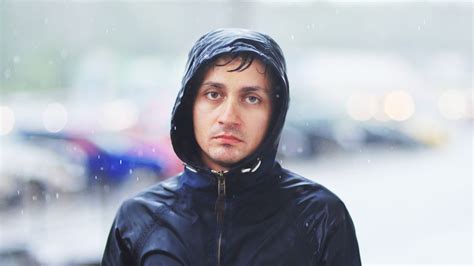 18 Habits That Society Considers Lower Class Guide To Stress Less