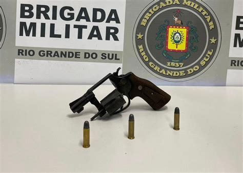 Dois Homens São Presos Por Porte Ilegal De Arma De Fogo Em Caxias Do