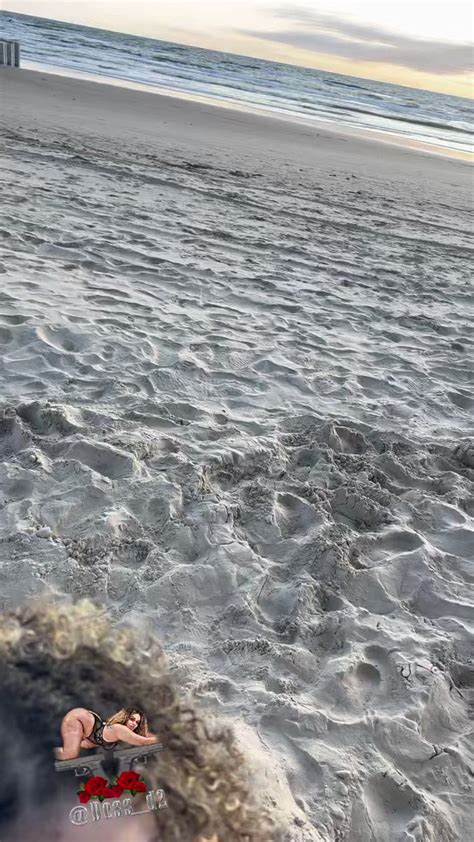 Dessd On Twitter Would You Let Me Suck Your Dick While We On The Beach