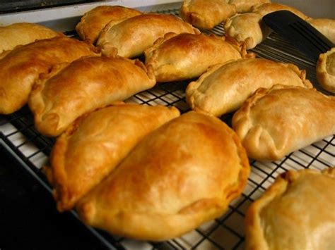 Pastelillos Vs Empanadas Can You Spot These Differences