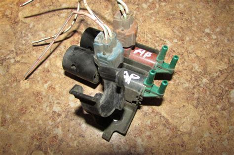 Sell 84 88 Toyota Hilux Pickup Truck 4runner Surf Starter Relay 28300