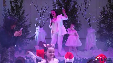 ახალი წლის დილა გვანცა ტარიელაძე და თამარ ზოიძე საახალწლო Saaxalwlo Youtube