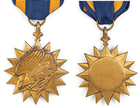 Nieznany Artysta MEDAL LOTNICZY Artinfo Pl Portal Rynku Sztuki