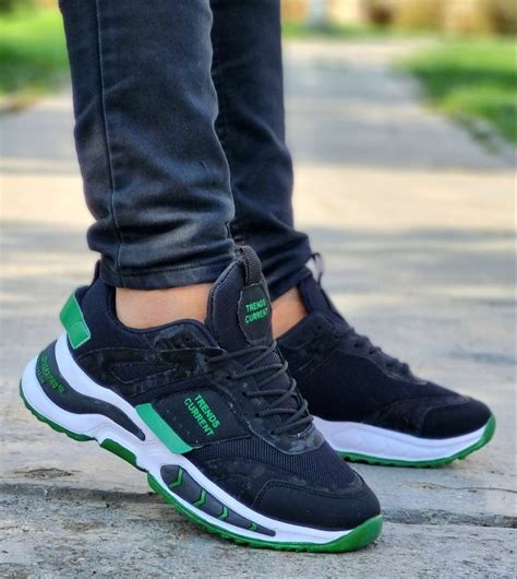 کفش کتونی اسپرت مردانه و پسرانه مدل ترند با کیفیت بالا و سبک سفید مشکی