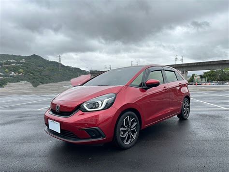 甜甜二手車中古車交易平台 出廠年份202122年式出廠 🆔在庫編號31