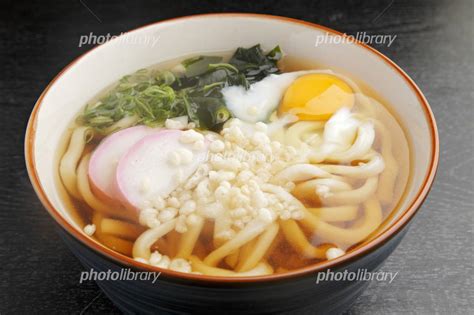 月見うどん 写真素材 3921005 フォトライブラリー Photolibrary