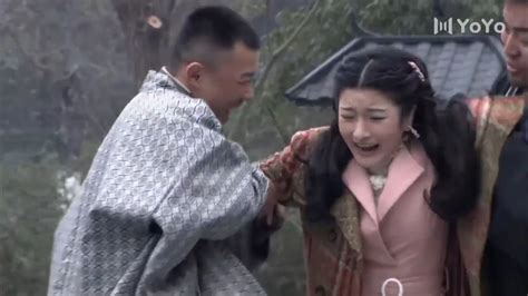 漢奸當眾欺負美女，誰料突然殺出兩個保鏢，壹招解決漢奸⚔️战争 战争神剧 抗日 抗日戰爭電視劇 中国电视剧 我的兄弟叫顺溜 功夫