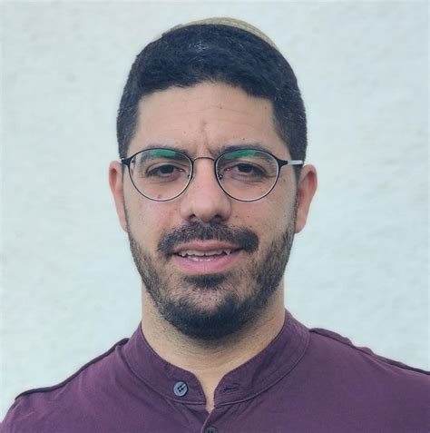 מחנות המוות הישראליים מתחילת מסתכלים לכיבוש בעיניים Facebook