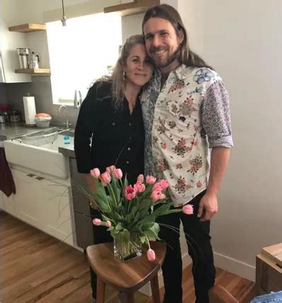 Lukas Nelson Wife Age Height Weightcareer Net Worth And More