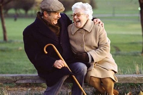 Пенсії в 2022 му кому і які надбавки пропонує уряд ЧЕline