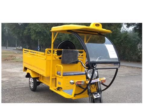 Garud E Riksha Loader At ₹ 175000 E Rickshaw Loader In Raipur Id