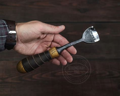 Spoon Bent Gouge №4 The Spoon Crank