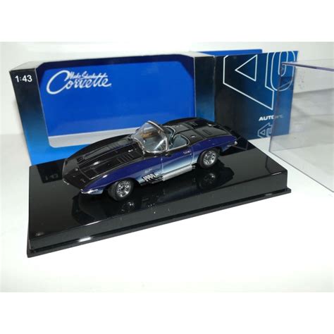 CHEVROLET MAKO SHARK Bleu Foncé AUTOART 1 43 de reference 51061