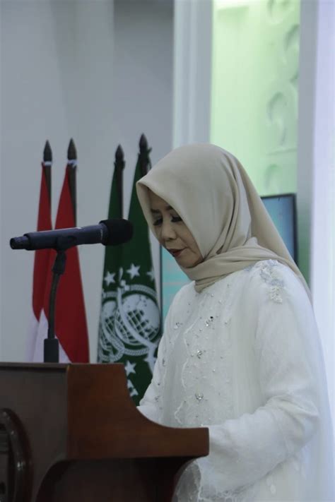 Sampaikan Sambutan Atas Nama Keluarga Krapyak Nyai Ida Rufaida Kenang