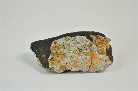 33 0g Unclassified Hed Meteorite Fragment With Crust Top Meteorite