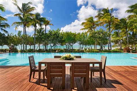 Bruce Williss Insane 33 Million Caribbean Compound Comes With Its Own Pirate Ship Maxim