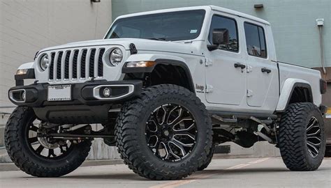 Is This Dealership S Hellcat Swapped 2020 Jeep Gladiator Really Worth 148k Artofit