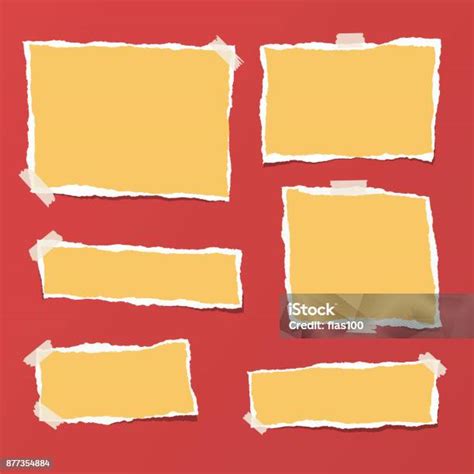 노란색은 스트립 노트북 메모 텍스트 또는 메시지에 대 한 종이 붙어 밝은 빨간색 배경에 스티커 테이프를 찢 어 0명에 대한 스톡 벡터 아트 및 기타 이미지 Istock