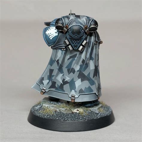 Space Marine Warhammer 40000 Sergeant Figurine Warhammer 40k Camo