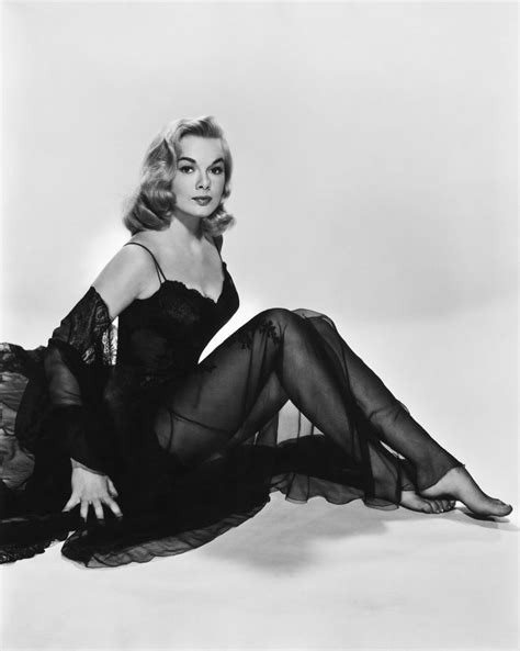 Leslie Parrish Myconfinedspace