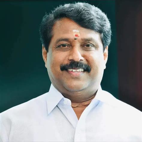 திருநெல்வேலி திமுக அதிமுக பாஜக இடையே மும்முனைப் போட்டி களத்தில்
