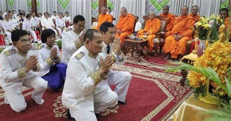 រដ្ឋបាលខេត្តកំពង់ឆ្នាំង ប្រារព្វពិធីបុណ្យចម្រើនព្រះជន្ម ព្រះកុណាព្រះបាទ សម្តេចព្រះបរមនាថ នរោត្តម