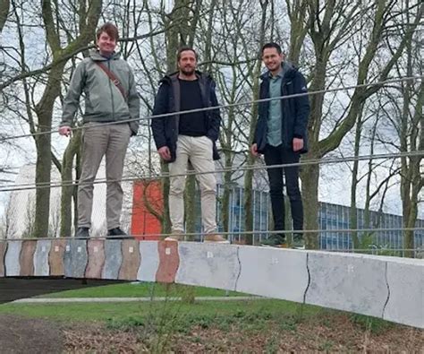 Circulair Ontwerpen Brug Van Losse Betonblokken Met Verschillende