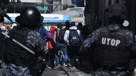 Policía Reprime Marcha De Maestros En La Octava Semana De Protestas