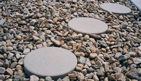 Lowes Round Stepping Stones Oldcastle 16 In X 16 In Round Exposed
