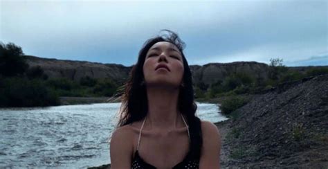 中国蒙古族女演员，野性之美写真。腾讯新闻