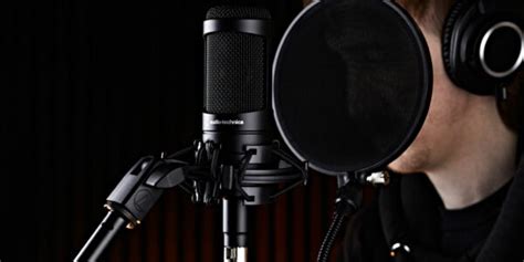 The 13 Best Microphones For Vocals Gear4music