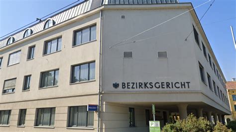 Bezirksgericht Baden Prozess nach Sex im Kälberstall NÖN at